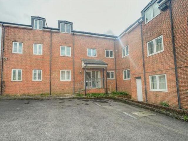 1 Bedroom Apartment For Rent In Curtis Street