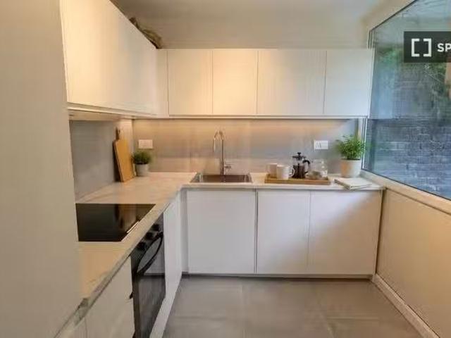 1 bedroom apartment for rent in Camberwell Green, London