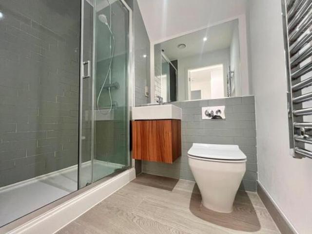 1 bedroom apartment for rent in Camden Street, B1