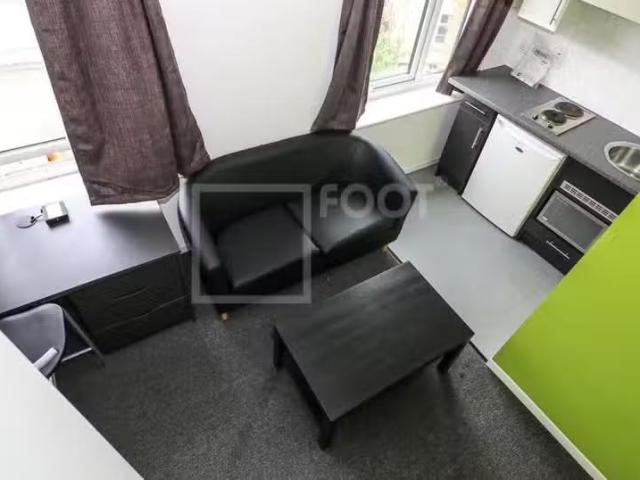 1 bedroom apartment for rent in Campus House, 10 Hey Street, B.