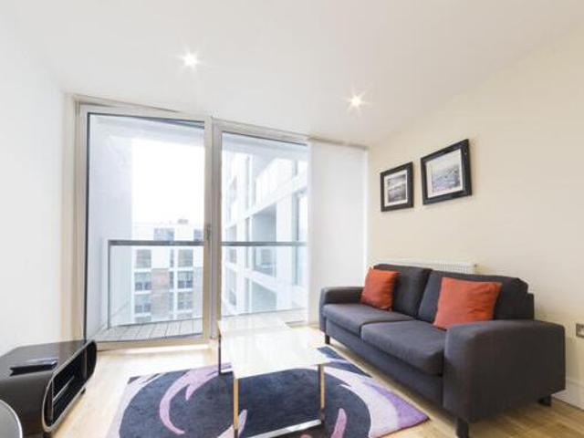 1 Bedroom Apartment For Rent In Canary Wharf, London