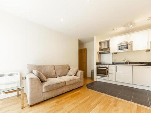 1 Bedroom Apartment For Rent In Canary Wharf, London