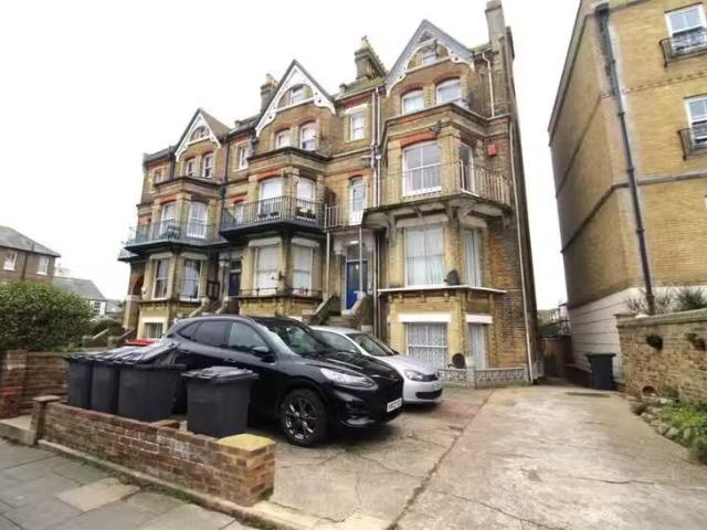 1 bedroom apartment for rent in Canterbury Road, Herne Bay, CT6