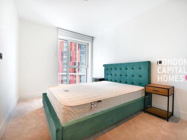 1 bedroom apartment for rent in Cascade Apartments, Cascade Way, London, W12