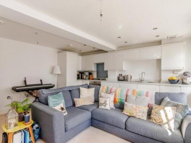 1 bedroom apartment for rent in Castle Street, Guildford, GU1