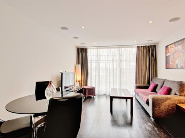 1 bedroom apartment for rent in Caro Point, Grosvenor Waterside, Gatliff Road, SW1W
