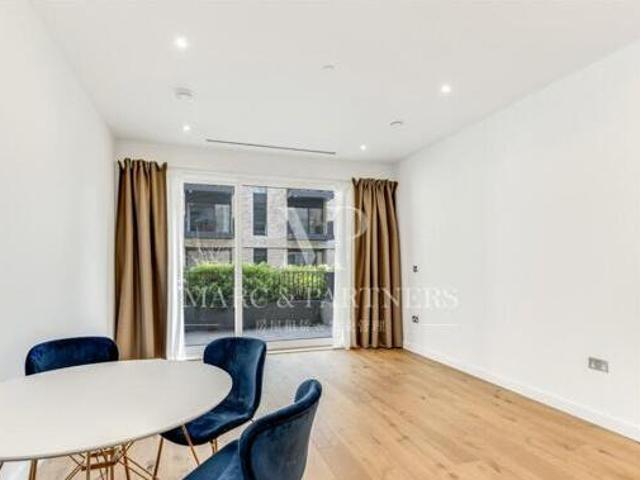 1 Bedroom Apartment For Rent In Carrick Yard, London