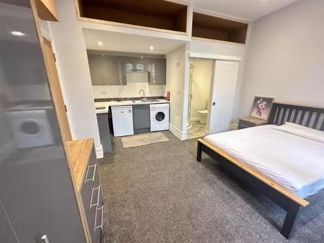 1 bedroom apartment for rent in Cathedral Rd, Pontcanna, CF11