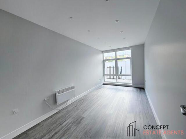 1 bedroom apartment for rent in Cavendish House, Cavendish Avenue, New Malden, Surrey, KT3