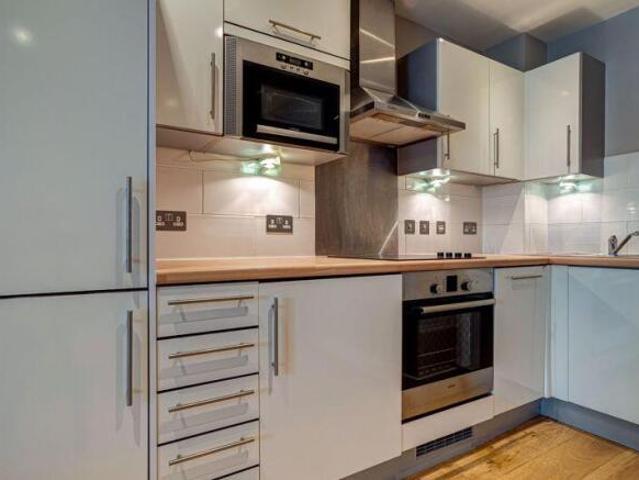 1 bedroom apartment for rent in Central Quay North, Broad Quay, Bristol, BS1