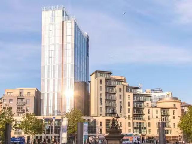1 bedroom apartment for rent in Central Quay North City Cent.