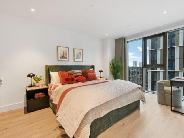 1 bedroom apartment for rent in Charter Street, London, E22