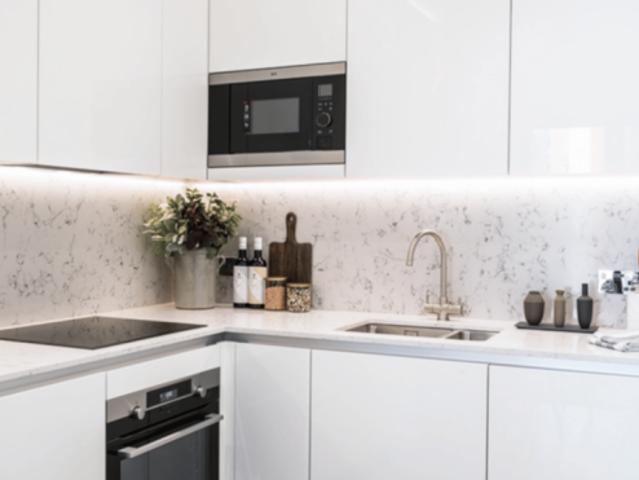 1 bedroom apartment for rent in Charles Clowes Walk, London, SW11