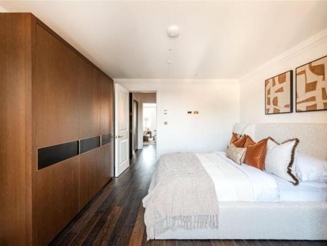 1 bedroom apartment for rent in Charles Street, Mayfair, London, W1J