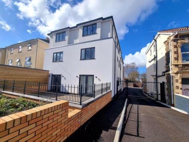 1 bedroom apartment for rent in Charlton Road, Kingswood, Bristol, BS15