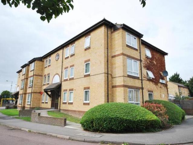 1 bedroom apartment for rent in Chaucer Drive, London, SE1