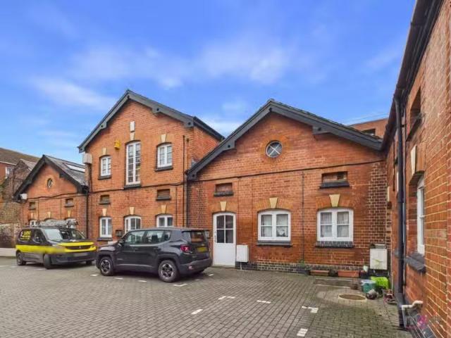 1 bedroom apartment for rent in Chelsea Court, Gloucester, GL1