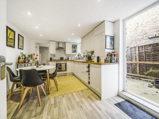 1 bedroom apartment for rent in Chetwode Road, SW17