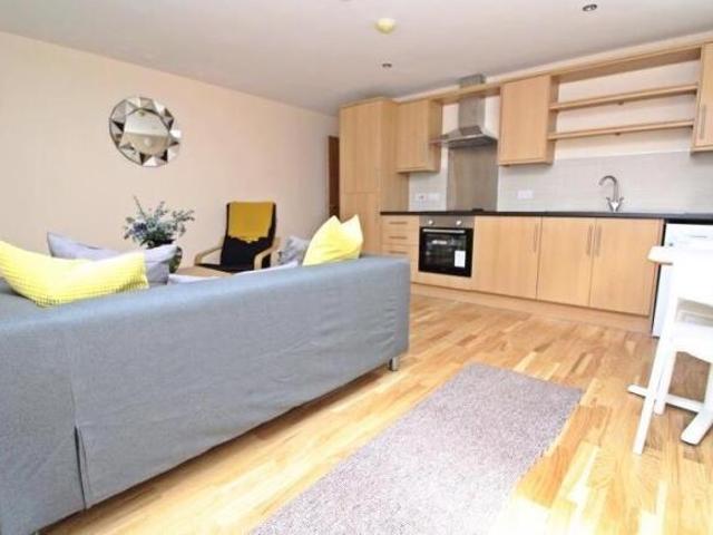 1 bedroom apartment for rent in Churchill Villas, City Centre, CF10