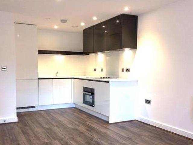 1 bedroom apartment for rent in Churchill Place Churchill Way Basingstoke Hamshire RG21