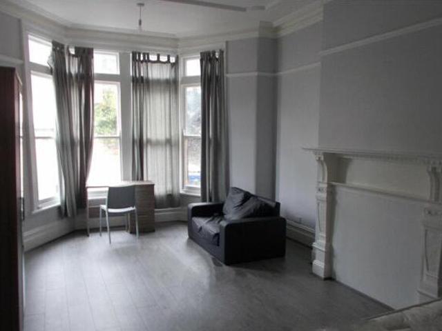 1 Bedroom Apartment For Rent In Clifton, Bristol