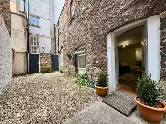 1 bedroom apartment for rent in Clifton Village, Portland Stre.