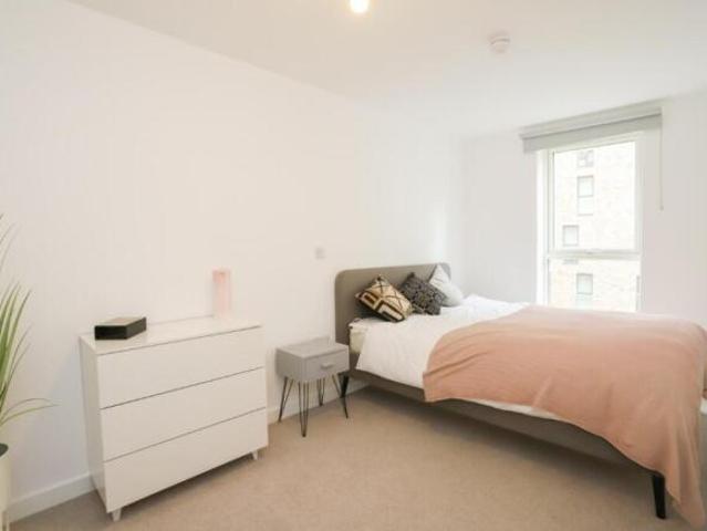1 bedroom apartment for rent in Clippers Quay Salford M50