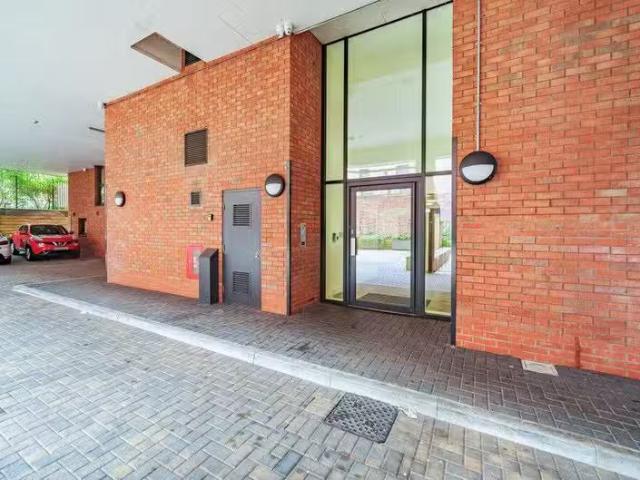 1 bedroom apartment for rent in Cliveland Street Lofts, 25 Cli.