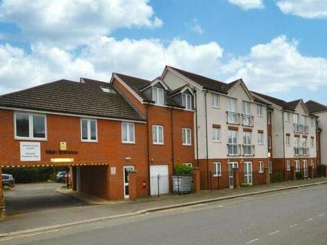1 Bedroom Apartment For Rent In Clydesdale Road