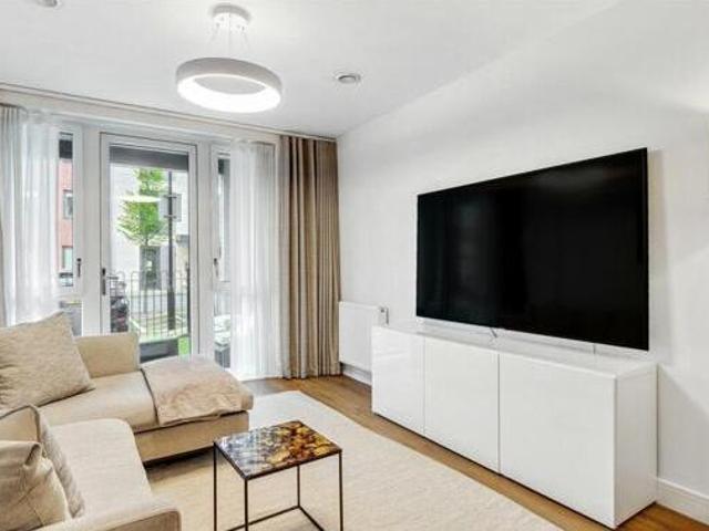 1 Bedroom Apartment For Rent In Colonnade Gardens, London