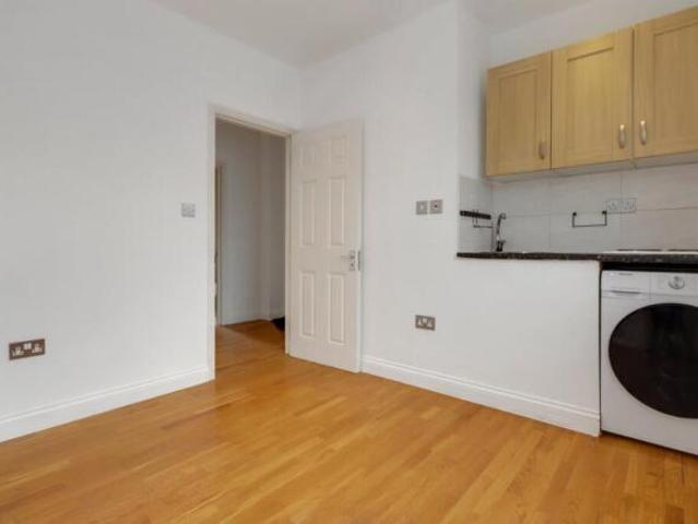 1 bedroom apartment for rent in Colin Park Road, Colindale, London, NW9 ALL BILLS INCLUDED, NW9