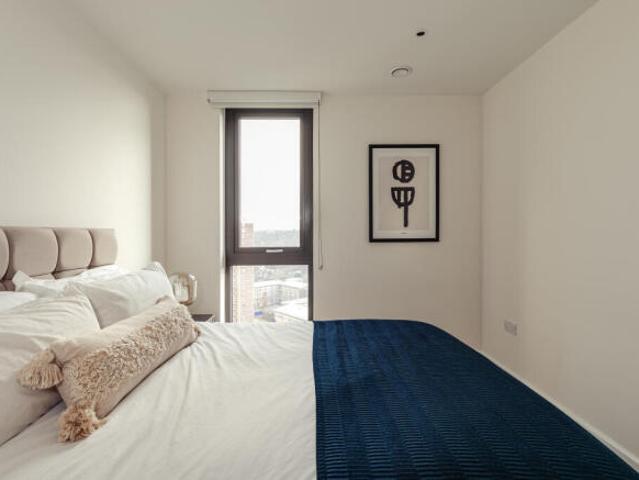 1 bedroom apartment for rent in Collier Point, London, SE8