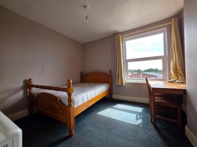 1 bedroom apartment for rent in Colwick Road, Nottingham, NG2