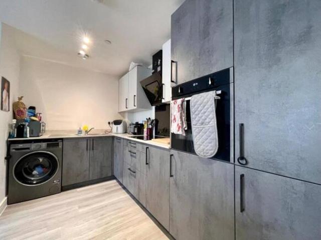 1 bedroom apartment for rent in Commercial Road, Poole, Dorset, BH14
