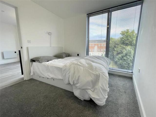 1 bedroom apartment for rent in Commercial Road, Poole, Dorset, BH14