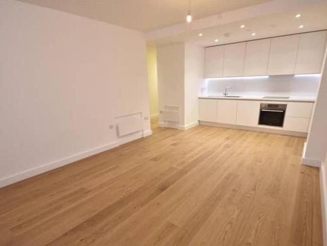1 bedroom apartment for rent in Copper Building Lake Shore Drive BRISTOL BS13