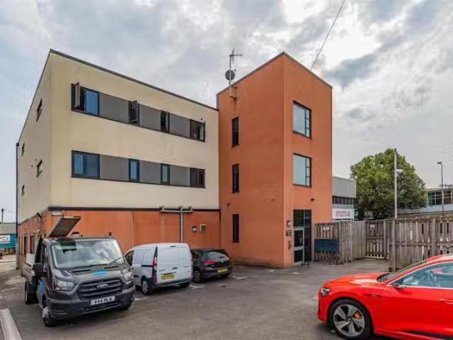 1 bedroom apartment for rent in Cowbridge Road East, Canton, CF5