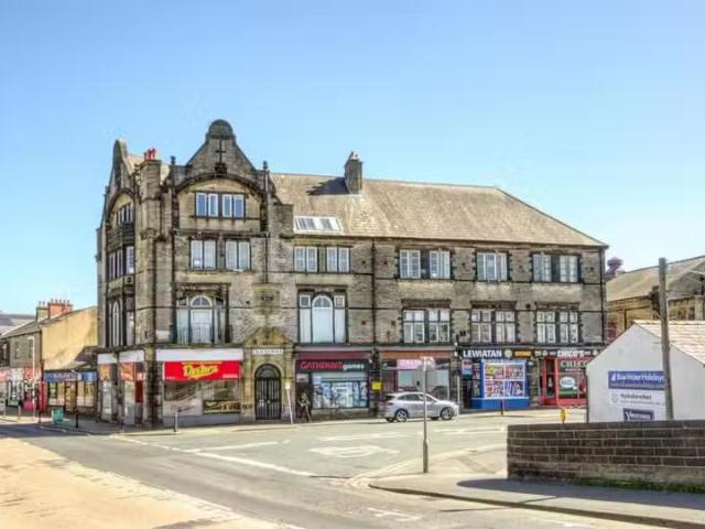 1 bedroom apartment for rent in Craven Hall, Sackville Street.