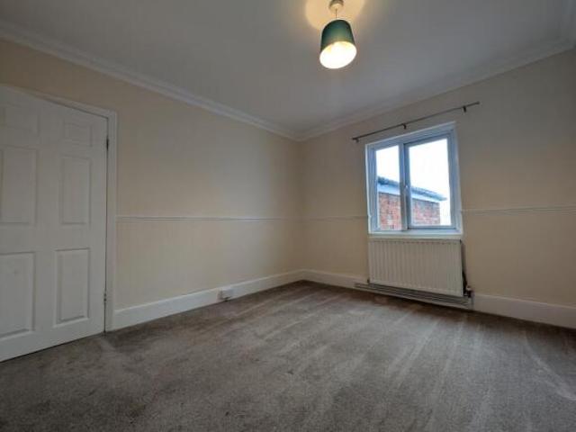1 bedroom apartment for rent in Cricklade Road, Swindon, Wiltshire, SN2