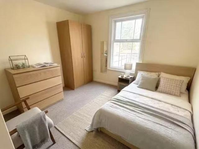 1 bedroom apartment for rent in Cromwell Road, St Andrews, Bri.