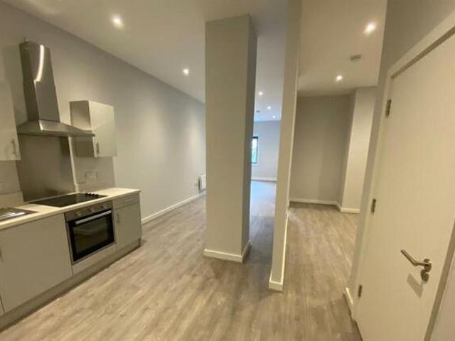 1 Bedroom Apartment For Rent In Crosby Road North, Waterloo