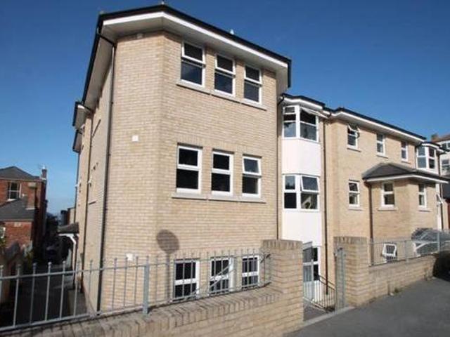 1 bedroom apartment for rent in Cross Street Ryde PO33