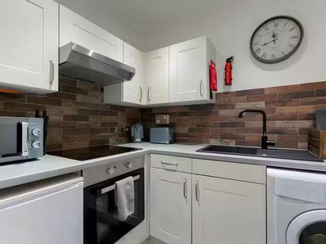 1 bedroom apartment for rent in Crown Street Flat C, Aberdeen.