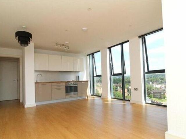 1 Bedroom Apartment For Rent In Croydon
