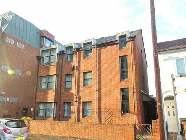 1 Bedroom Apartment For Rent In Croydon