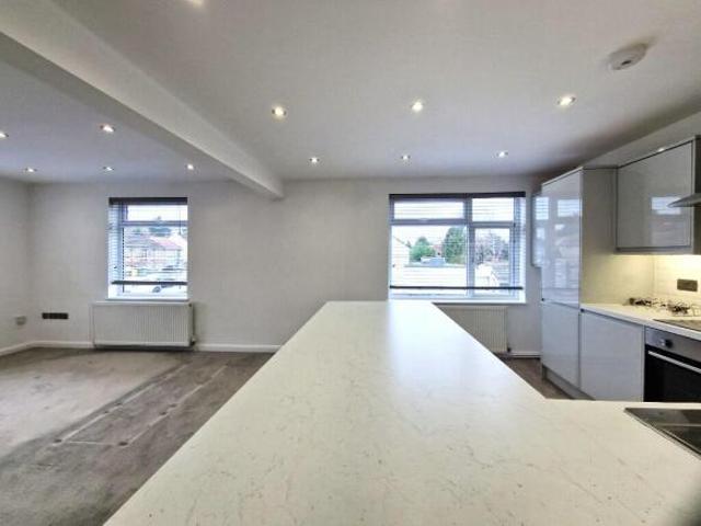 1 bedroom apartment for rent in Dunstable Road, Luton, Bedfordshire, LU4