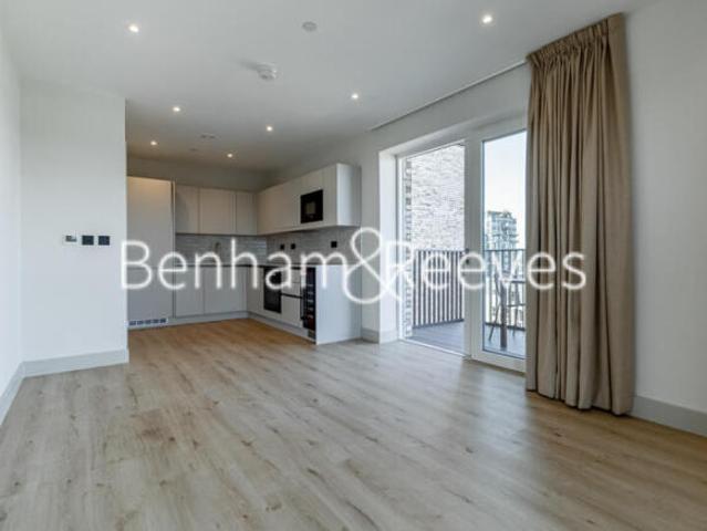 1 bedroom apartment for rent in Duxford Tower, East Drive, NW9