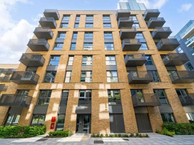 1 bedroom apartment for rent in Damsel Grove London N4