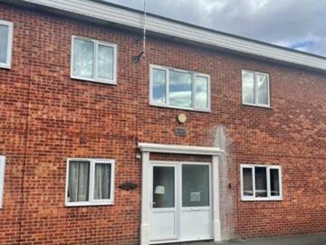 1 Bedroom Apartment For Rent In Deeping St James