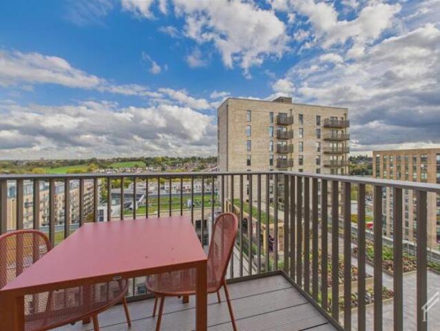 1 bedroom apartment for rent in Delfino House, London NW9
